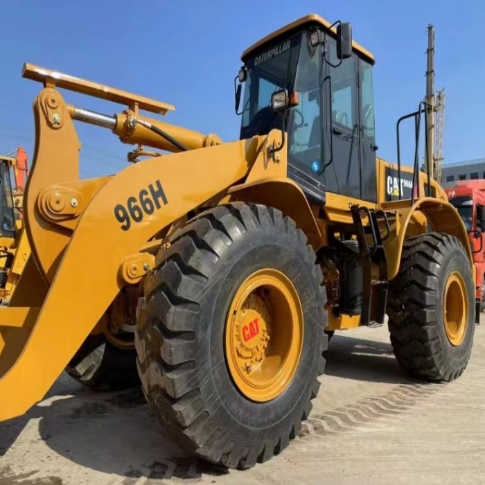 CAT 966H